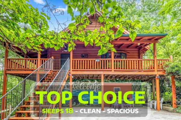 Spacious 7br Modern Rustic Log Cabin Retreat, Hot Tub, Arcade Room - Gatlinburg, TN