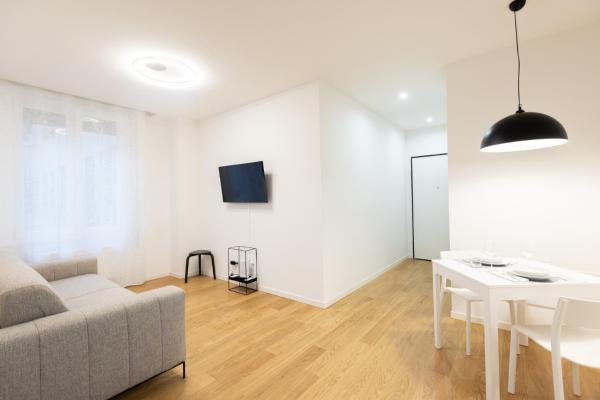 Just Urban Stays - Beautiful Apartment In The City Center - Bologna