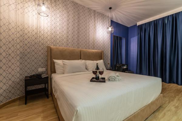 Bluewaters Staycate - Bukit Batok