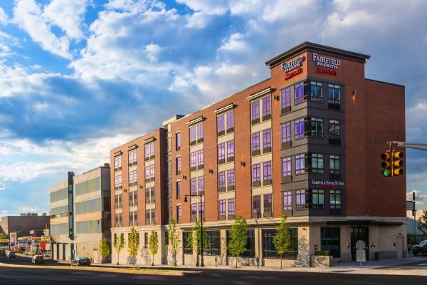 Fairfield Inn & Suites By Marriott Boston Cambridge - Somerville, MA