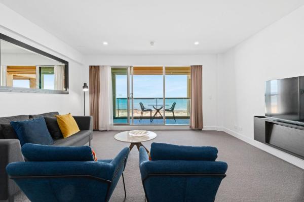 Belle Escapes - Sunset Views At The Bay - Glenelg