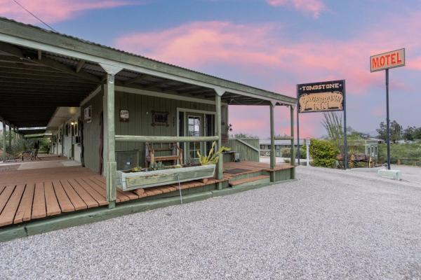 Sagebrush Inn - Tombstone, AZ