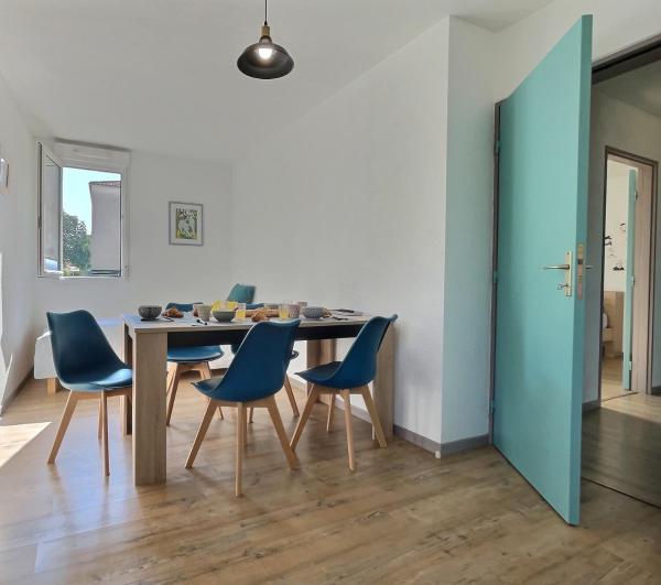 Tout Inclus - Plein Centre - Netflix - Moontown - Lorraine