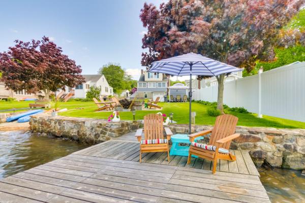 Lakefront Home, Close To Mt Southington! - Waterbury, CT