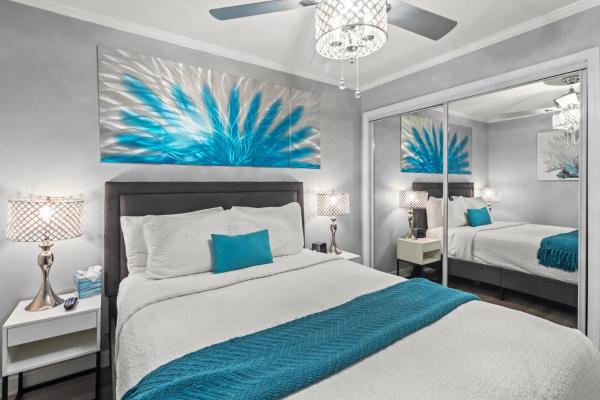 New - Waterfront Renovated Beauty With Heated Pool - Tampa, FL