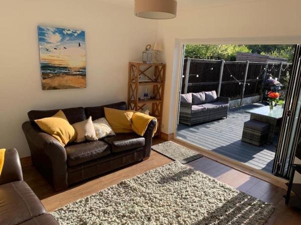 Dot's Escape - 2 Bed Bungalow. - Canterbury