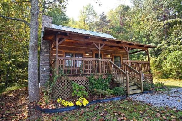 Peaceful Tellico View Home With Private Hot Tub - Tellico Plains, TN