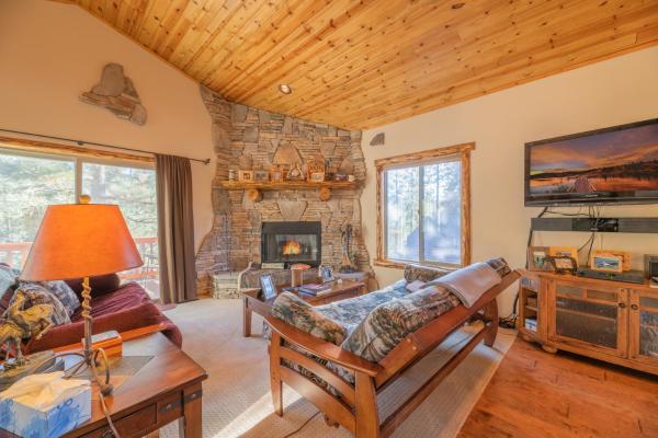 Pankratz Pines - Modern Cabin With Bear Mountain Slope Views And A Jet Tub! - Big Bear Lake, CA