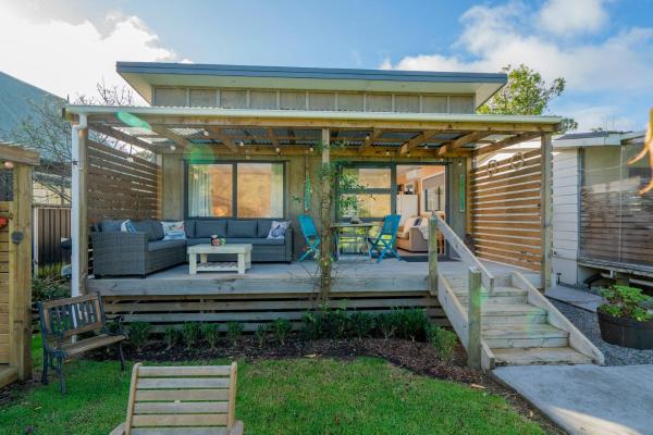River Cottage - Whitianga Holiday Home - Whitianga