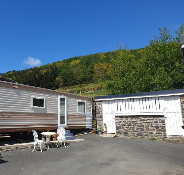 Ideal Rural Location For Beaches, Hills And Town - Borth