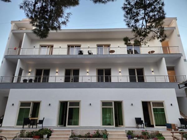 Sea Front Villa - Valona