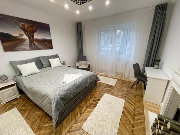 Season One Apartman - Spacious Home & Large Terrace - Szeged