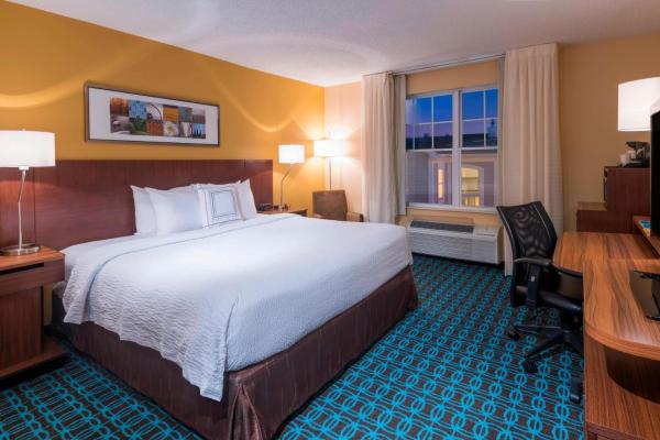 Fairfield Inn Kansas City Downtown/union Hill - Kansas City, MO