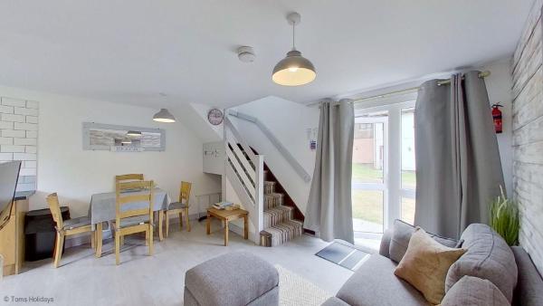 36 Strawberry Hill, Tolroy Manor - Camborne