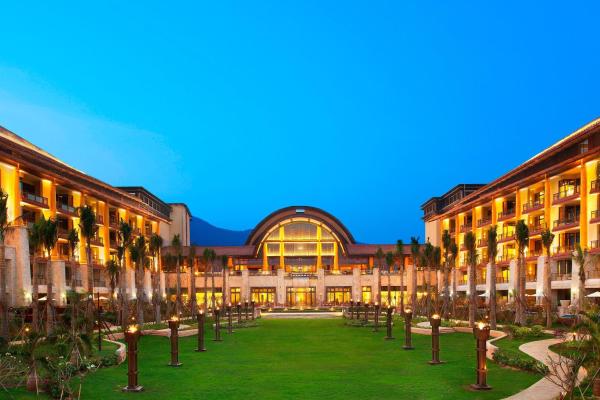 The St. Regis Sanya Yalong Bay Resort - Sanya