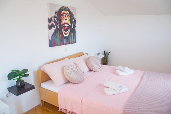 Apartments Summersong / Apartment With Garden View 5 - Caska