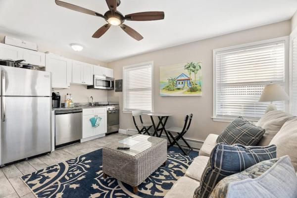33rd Unit 3 Beach Bliss Parking Beach 2 Blocks Away - New Jersey