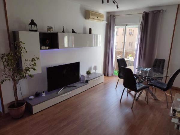 Bedroom To Rent In The Beach - Valencia