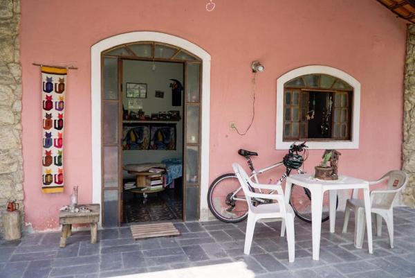 Uma Rosa Na Cidade - Ilha Grande
