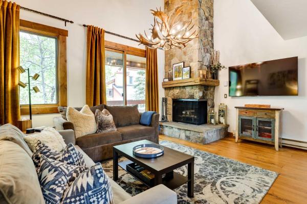 Elegant Vail Home - Walk To Booth Falls Trail - Vail, CO