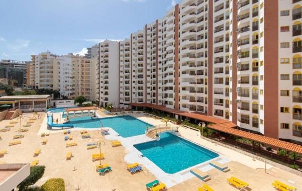 Rocha Apartment Club - Portimão