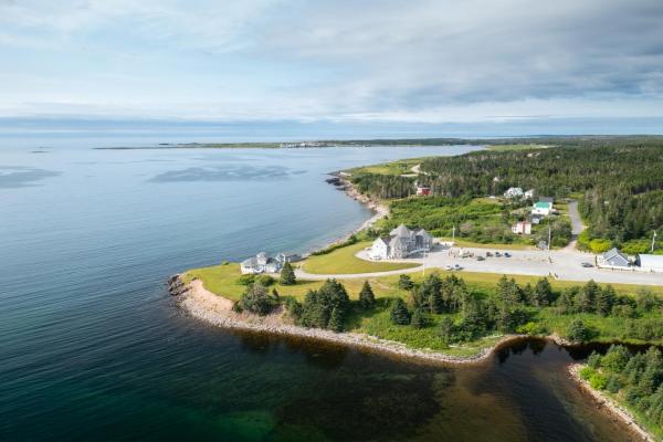 North Star Beach Suites - Cape Breton Island