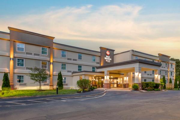 Best Western Plus Brunswick Bath - Harpswell, ME