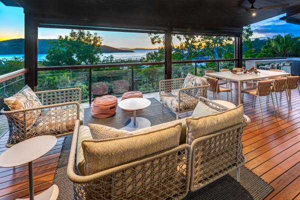 Point Blue On Hamilton Island By Hiha - Hamilton Island