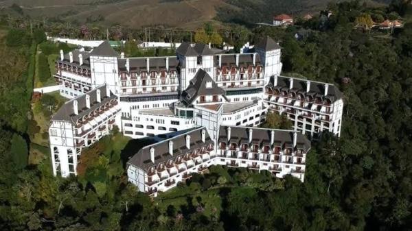 Apartamento Duplex De Luxo Em Campos Do Jordão - Campos do Jordão