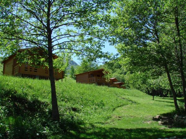 Wood Cabins In The Heart Of Transylvania - Transylvania