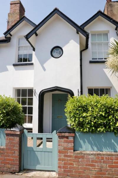 Bumblebee Cottage Exmouth - Dawlish