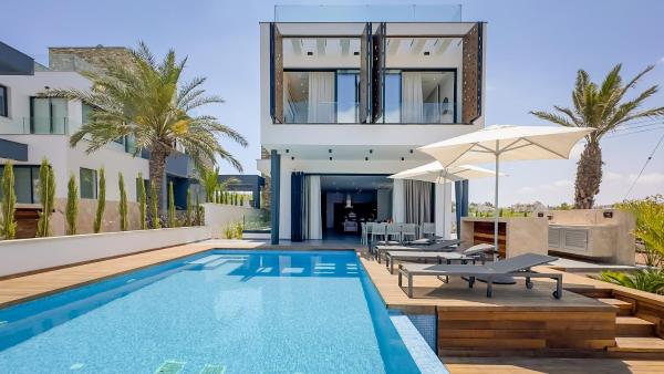 Sunrise Beachfront Villas - Villa 1 - Ayia Napa