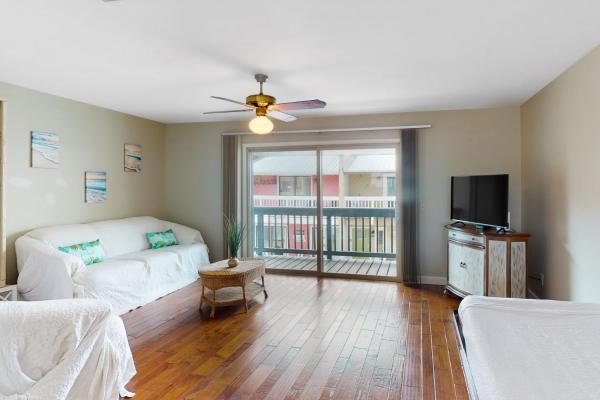 Coastal Oasis Retreat - Panama City