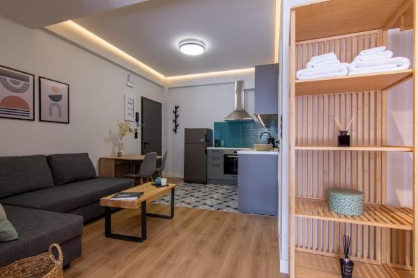 Studio 48, Cozy Apartment In Kalamata City Center - Kalamáta