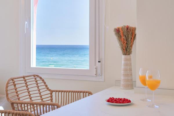 Sea Suite Beachfront - Marbella