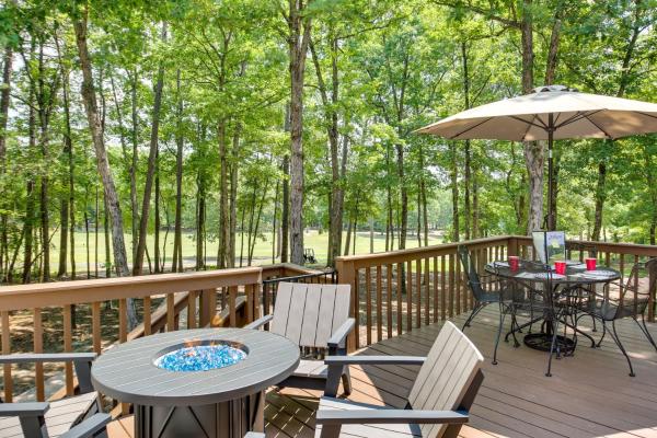 Hot Springs Village Golf Getaway With Deck! - Hot Springs Village, AR