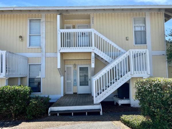 Sandpiper Cove 2009 - Destin, FL