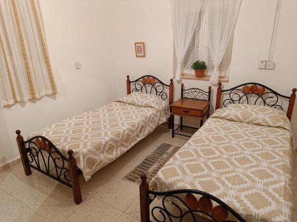 The Grapevine Guest House - Paphos