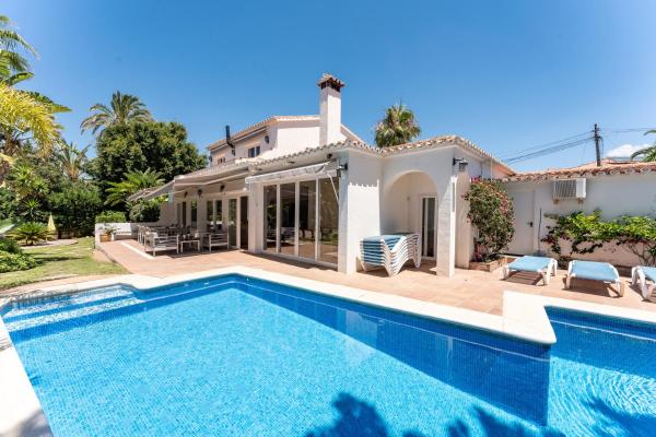 Villa 'Casa Adelina' With Pool, Garden And Wi-fi - Sitio de Calahonda