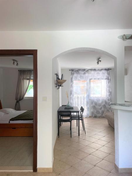Nice Apartment (1) For 2-4 In 60m To Beach - Montenegro