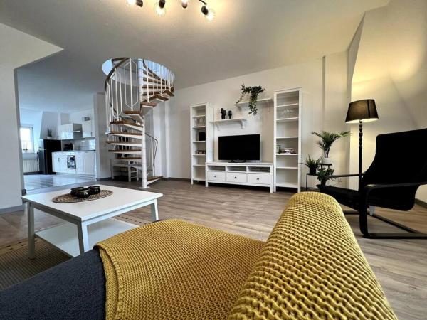 Wunderschöne Wohnung Mit Balkon In Plauen - Pöhl