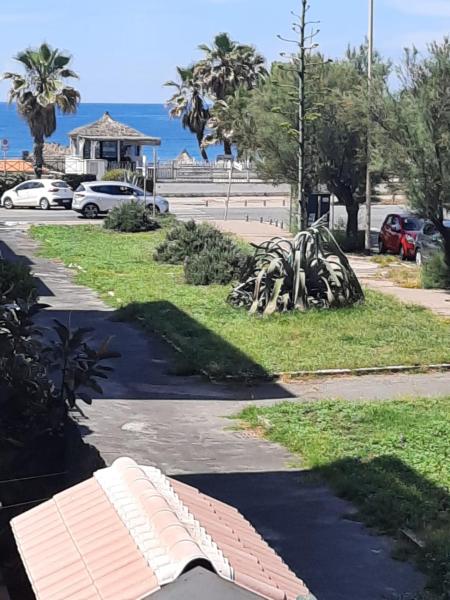 Nerea House - Leonardo da Vinci Airport - Rome - Fiumicino (FCO)
