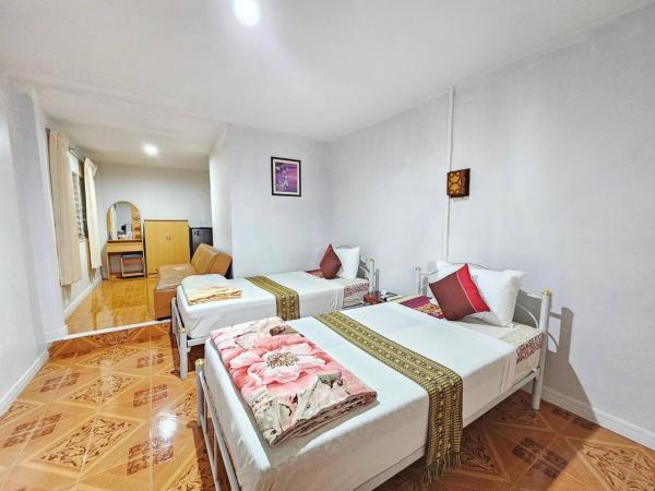 P.california Inter Hostel - Buri Ram