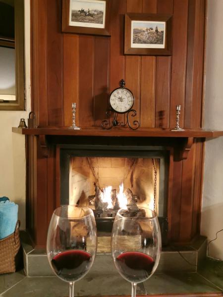 Espaço Inteiro - Apartamento Elegante E Cheio De Charme - Campos do Jordão