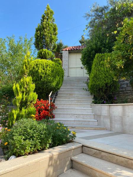 Marl's Home - Albania