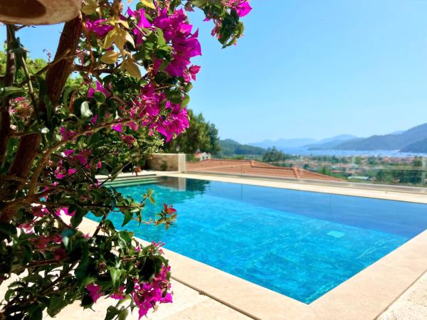 Villa Paradaise Is Magnificent Villa With Sea View And Infinity Pool - Göcek
