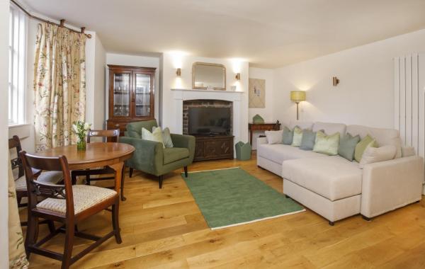 The Garden Square - Unique Luxury Apartment In Historic Garden Square - Ideal For 2 People - York, UK