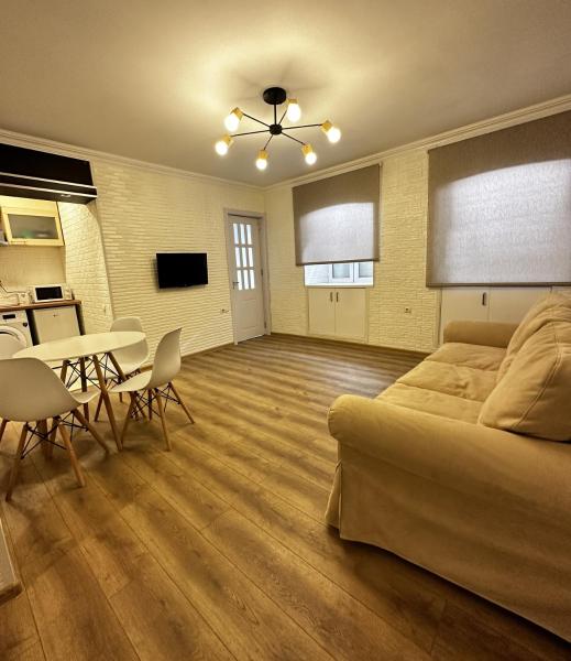 Cozy Apartment - Tbilisi
