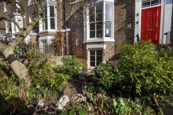 The Garden Square - Unique Luxury Apartment In Historic Garden Square - Ideal For 2 People - York, UK