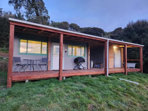 Glenwood Akaroa Bush Retreat - Kanuka Hut - Akaroa